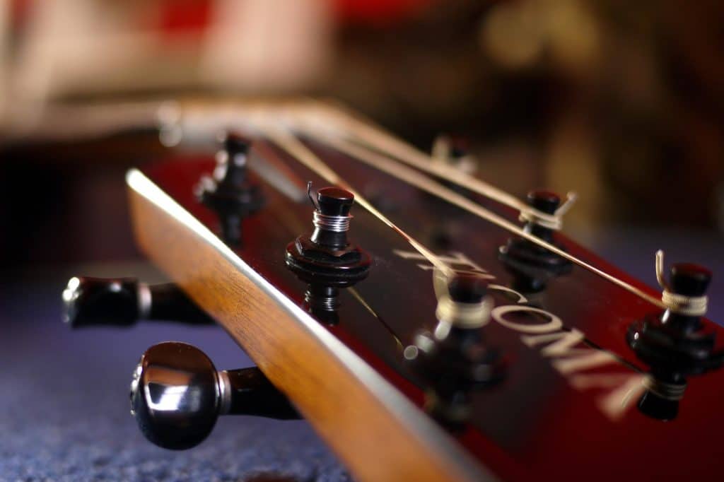 What’s the best way to connect a guitar to your computer? - Guitar River